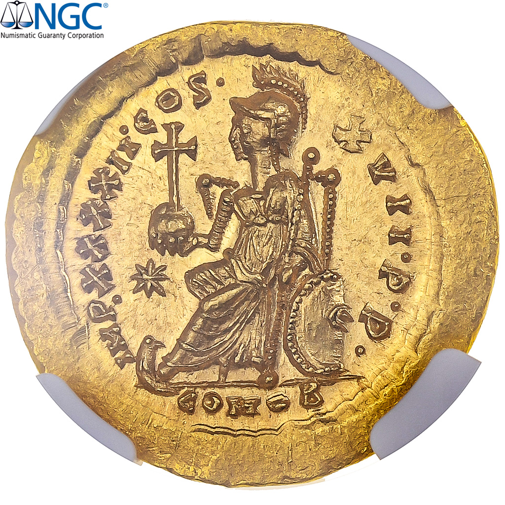 Theodosius II, Solidus, 443-450, Constantinople, Gold, NGC, , RIC:292